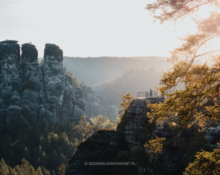 Most Bastei - najsłynniejsza atrakcja Szwajcarii Saksońskiej